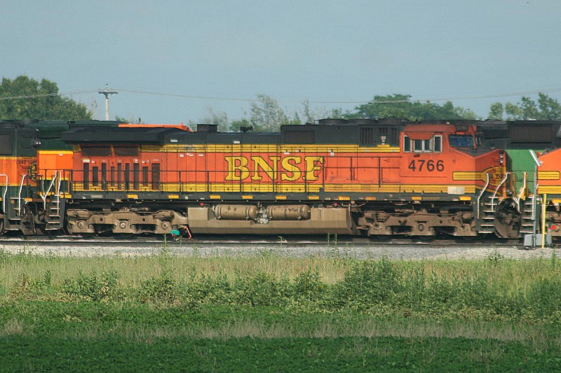 BNSF 4766